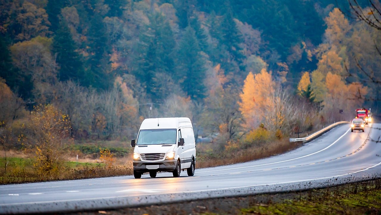 Rahasia Sukses Membangun Bisnis Mobil Travel: Ini Tips dan Strateginya ...